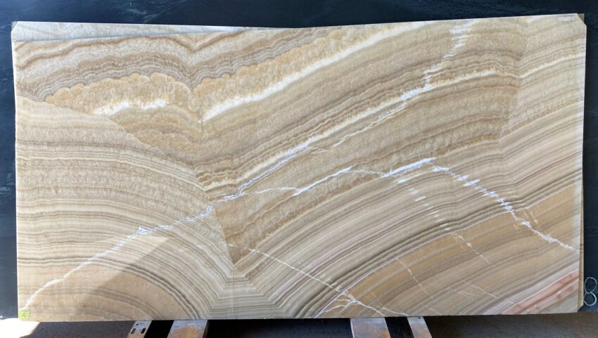 Honey Vein-cut Onyx