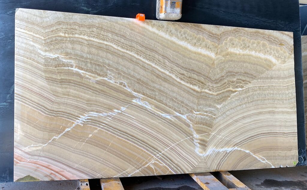 Honey Vein-cut Onyx